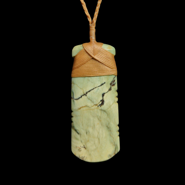 Hei Toki Inanga- Greenstone Adze Pendant - Sands Carving Studio