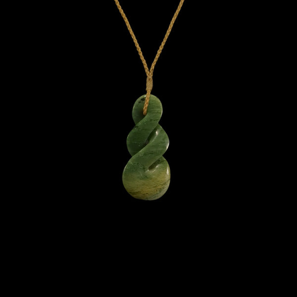 Pikorua Raukaraka - Greenstone Twist Pendant - Sands Carving Studio