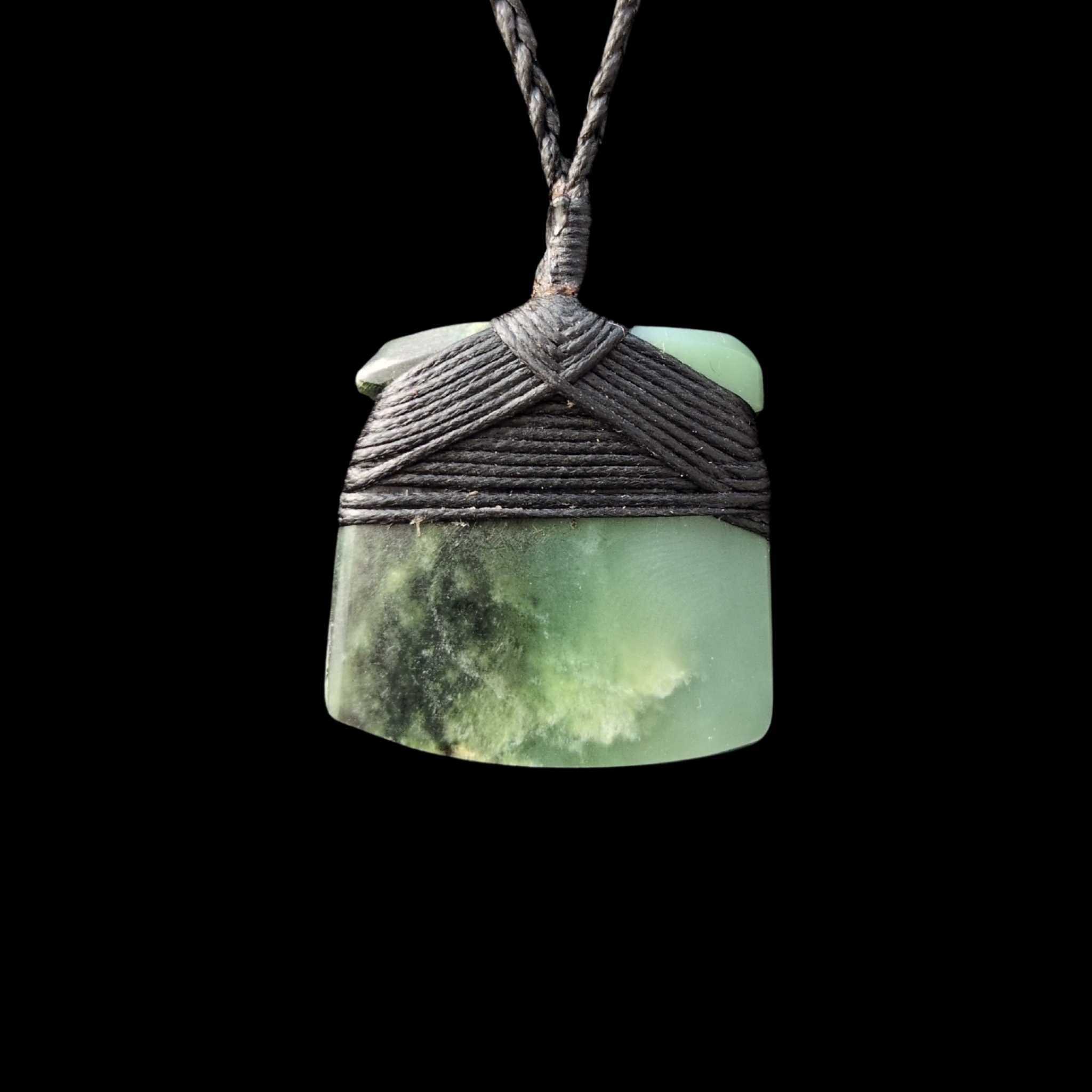 Hei Toki Inanga- Greenstone Adze Pendant - Sands Carving Studio