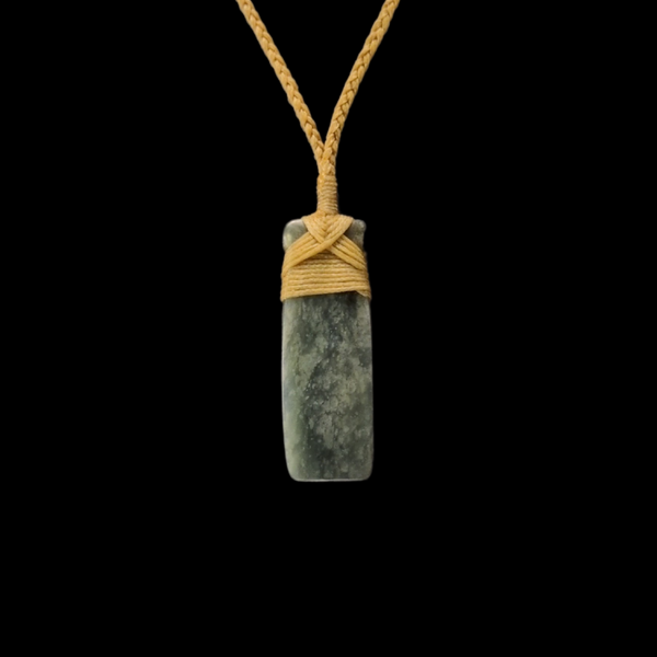 Hei Toki Tangiwai - Greenstone Adze Pendant - Sands Carving Studio