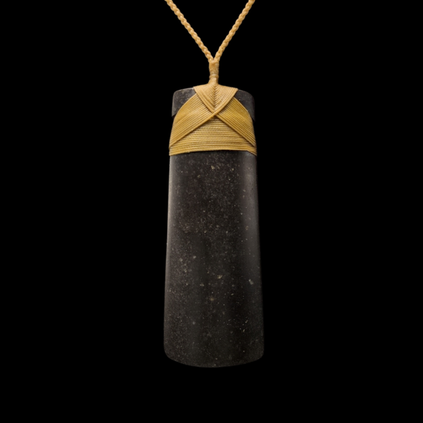 Hei Toki Onewa - Basalt Adze Pendant - Sands Carving Studio
