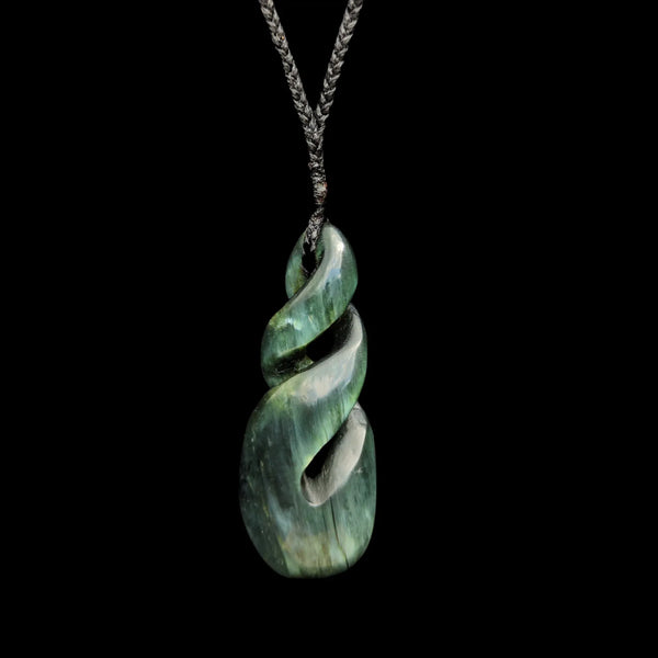 Pikorua Chatoyant Tangiwai - Greenstone Twist Pendant - Sands Carving ...