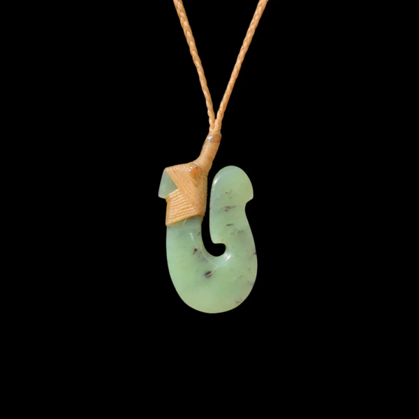 Hei Matau Inanga - Greenstone Fishhook Pendant - Sands Carving Studio