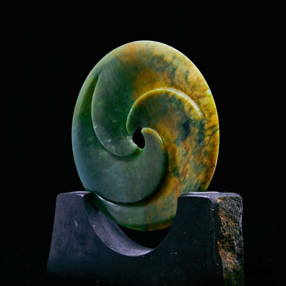 Sands Carving Studio - Authentic Pounamu & Greenstone Carvings NZ